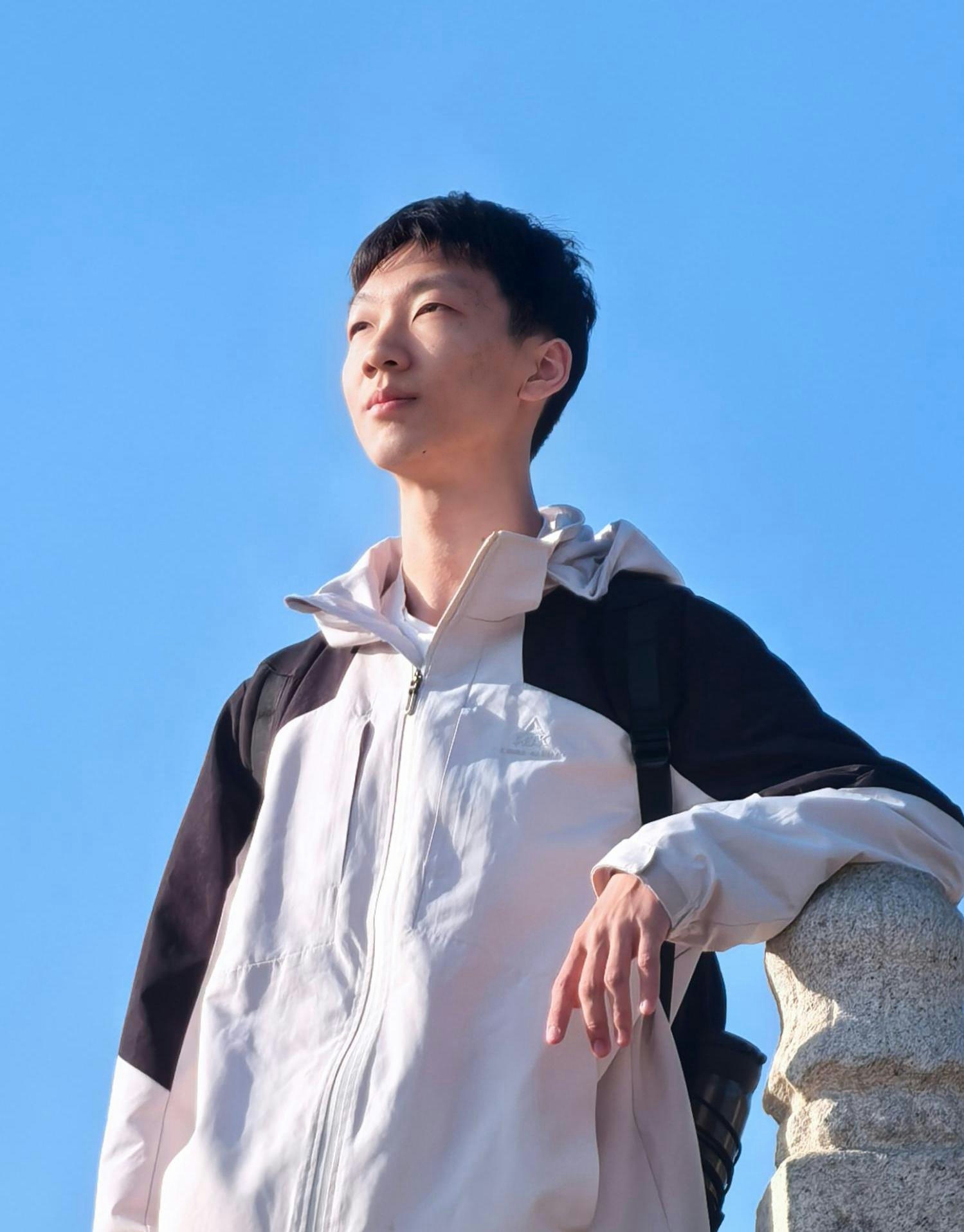 Yuzheng Liu | 刘宇政